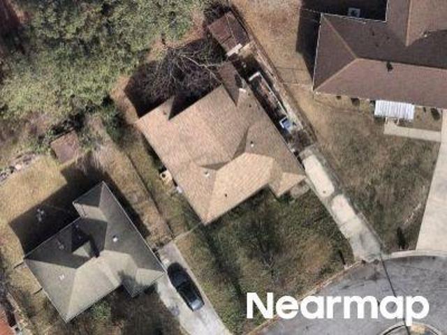 Madera Dr