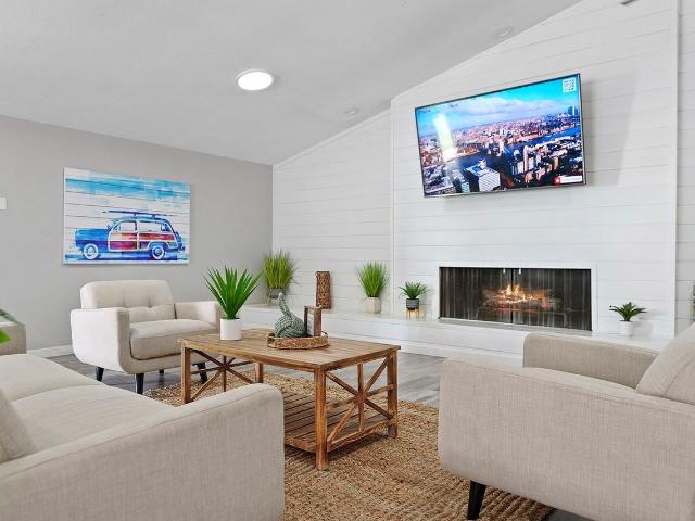 MadEry Apartments 1 Bedroom Apartment for Rent at 1865 E Broadway Rd, Tempe, AZ 85282