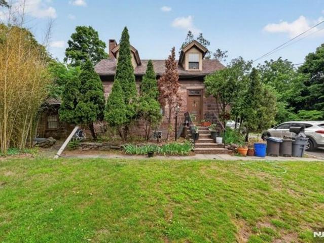 Madison Ave, Cresskill, Home For Sale