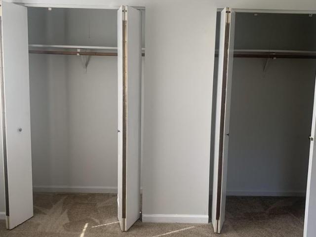 Madison Apartment Homes 2 Bedroom Apartment for Rent at 495 Madison Ave, Calumet City, IL 60409