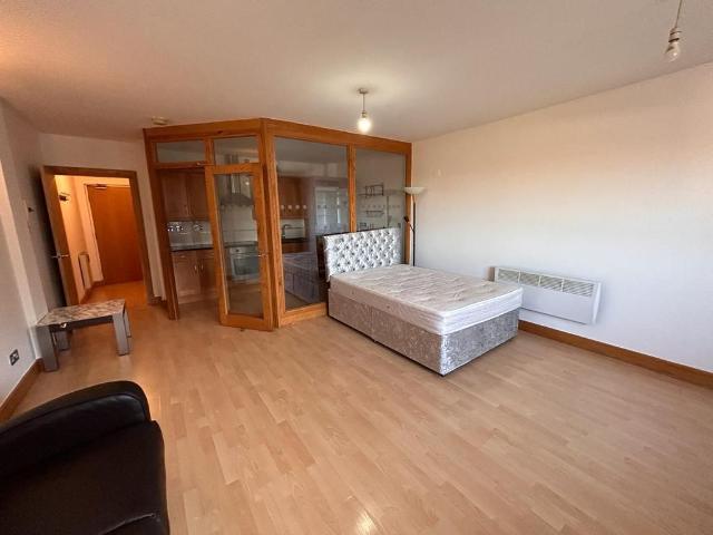 Madison Apartments, Seymour Grove, Manchester M16, Studio to rent, £900 pcm | PrimeLocation