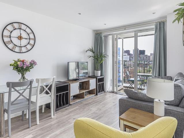 Madison Brook | Katie Court, Canning Town, E16