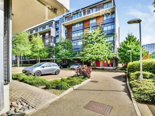 Madison Court, 52 Broadway, M50 2 bed flat to rent £1,090 pcm £252 pw