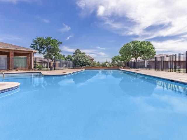 Madison Park 3 Bedroom Apartment for Rent at 512 N Martin Luther King Blvd, Lubbock, TX 79403 Parkway and Cherry Point