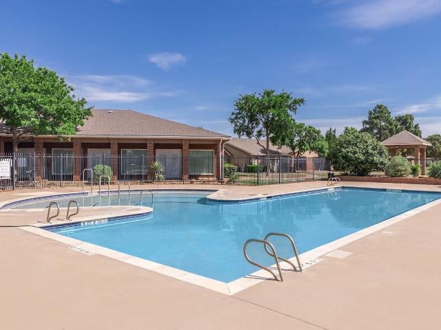 Madison Park 2 Bedroom Apartment for Rent at 512 N Martin Luther King Blvd, Lubbock, TX 79403 Parkway and Cherry Point