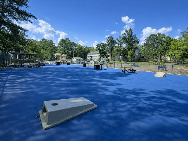 Madison Park Apartments & Townhomes 3 Bedroom Apartment for Rent at 2349 8th St Nw, Birmingham, AL 35215 Sun Valley
