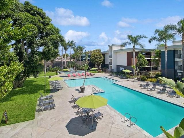 Madison Park Studio Apartment for Rent at 2235 W Broadway, Anaheim, CA 92804