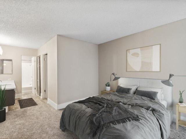 Madison Park Studio Apartment for Rent at 2235 W Broadway, Anaheim, CA 92804