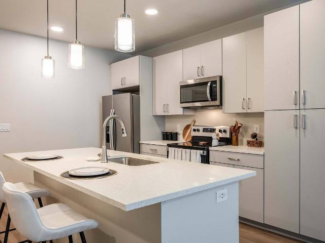 Madison Pointe Apartments 2 Bedroom Apartment for Rent at 1310 Tomoka Town Center Dr, Daytona Beach, FL 32117
