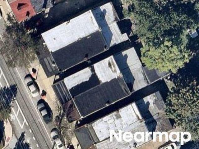 Madison St