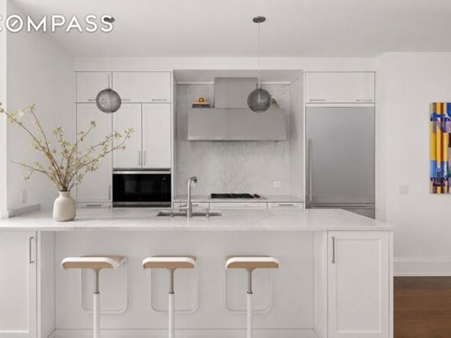 Madison Sq W Apt B, Manhattan, Condo For Sale