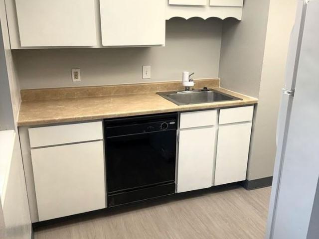 Madison Terrace 1 Bedroom Apartment for Rent at 1107 S Madison St, Spokane, WA 99204 Cliff Cannon