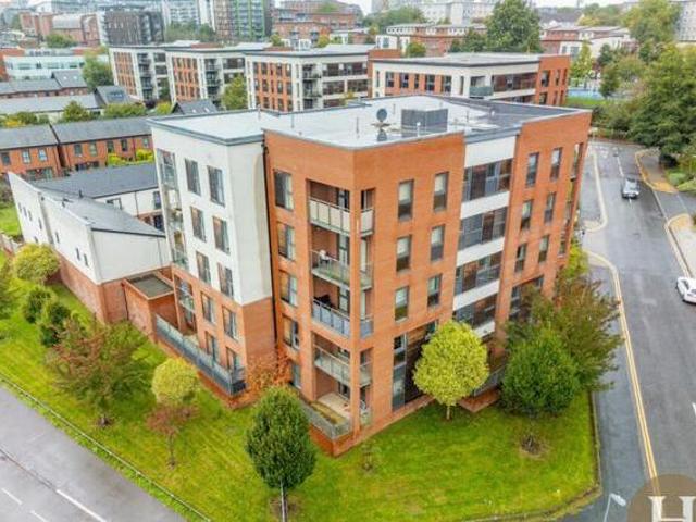 Madison Walk, Birmingham, 2 Bedroom Flat