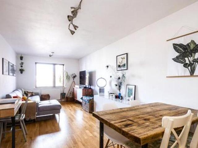 Madoc Close, London, 1 Bedroom Flat