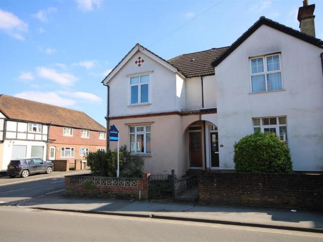 Madrid Road, Guildford 4 bed house to rent £2,800 pcm £646 pw