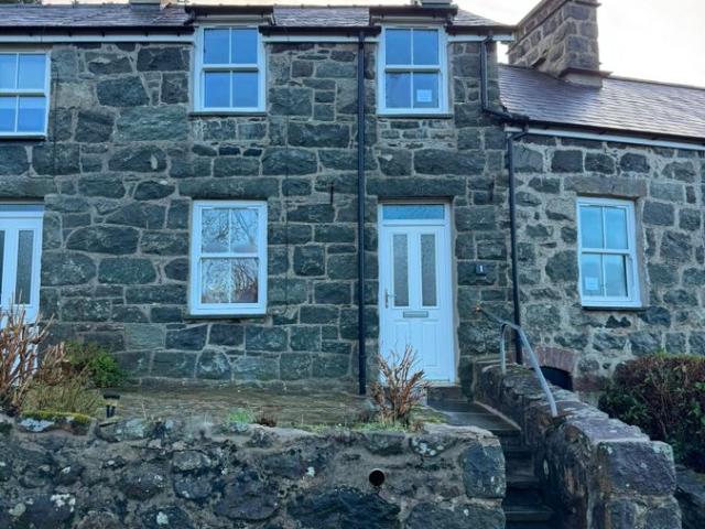 Maen Y Wern, Llanystumdwy, Criccieth LL52, 3 bed terraced house to rent, £825 pcm | PrimeLocation