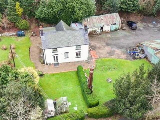 Maengwynedd, Llanrhaeadr Ym Mochnant, 3 Bedroom Cottage