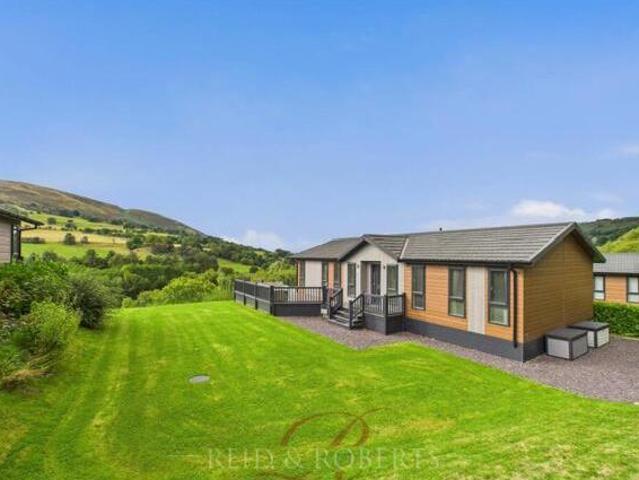Maes Mynan Holiday Park, Afonwen, 2 Bedroom Park