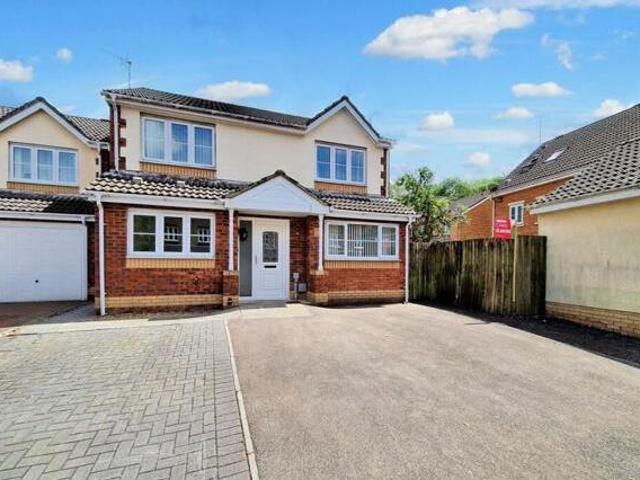 Maes Dewi Pritchard, Brackla, 4 Bedroom Detached