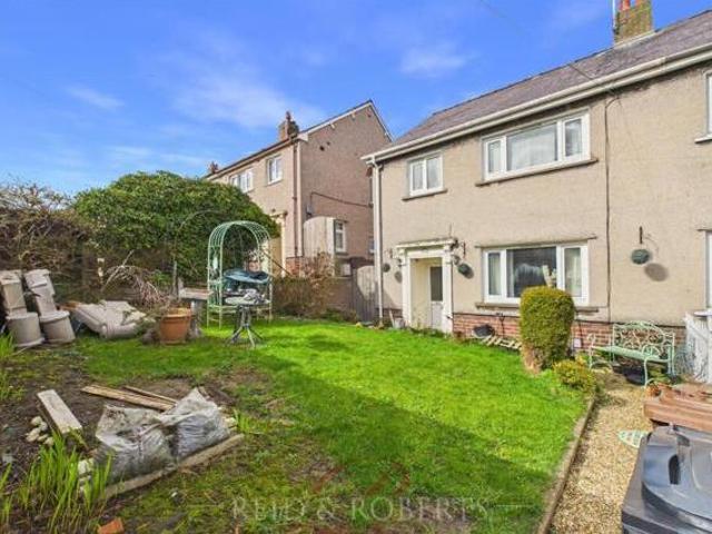 Maes Lygan, Pentre Halkyn, 3 Bedroom Semi detached