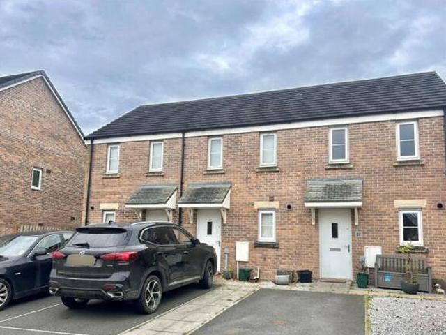 Maes Pedr, Carmarthen, 2 Bedroom Terraced