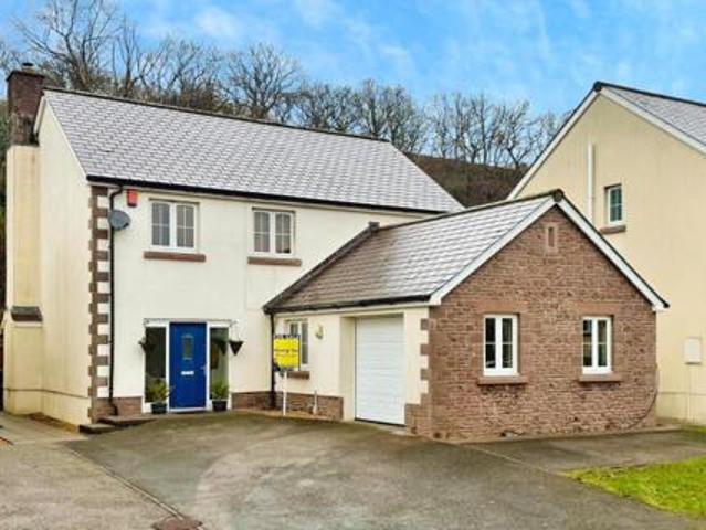 Maes Y Cribarth, Abercrave, 4 Bedroom Detached