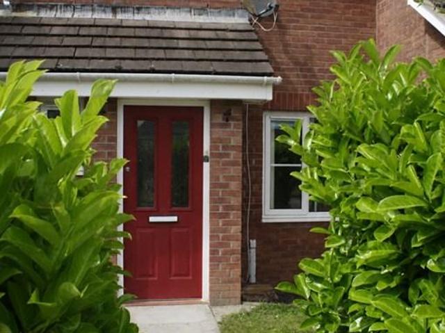 Maes Y Deri, Swansea, SA7 2 bed terraced house to rent £1,025 pcm £237 pw