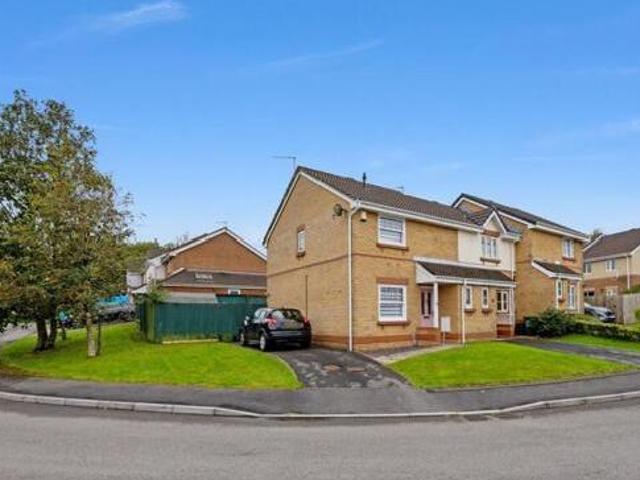 Maes Y Wennol, Miskin, 3 Bedroom Semi detached
