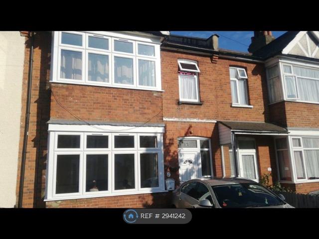Mafeking Avenue, Ilford IG2, 3 bed terraced house to rent, £2,300 pcm | PrimeLocation