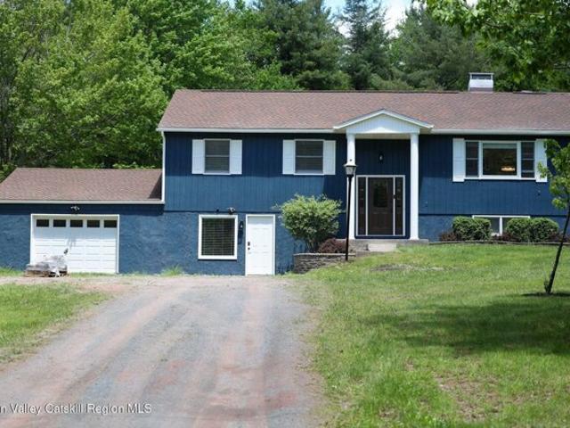 Magda Ln, Ashland, Home For Sale
