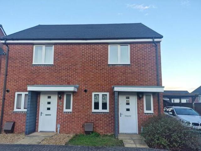 Magdalen Gardens, Basingstoke, 2 Bedroom Terraced