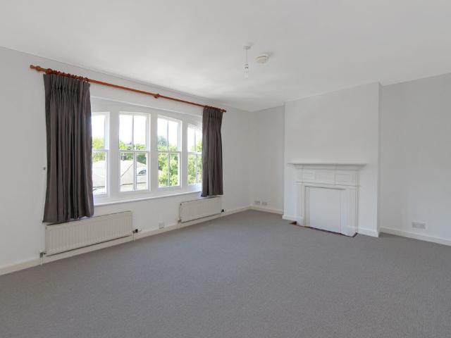 Magdalen Road, Earlsfield SW18, 1 bed flat to rent, £1,850 pcm | PrimeLocation