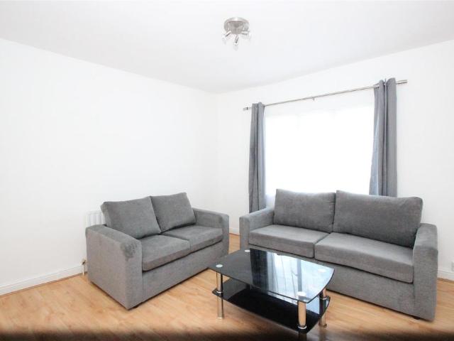 Magdalen Road 1 bed house to rent £1,295 pcm £299 pw