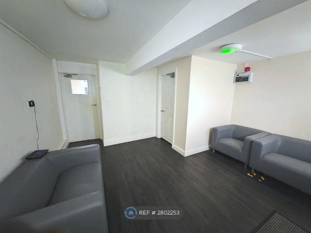 Magdalen Street, Colchester CO1, Room to rent, £650 pcm | PrimeLocation