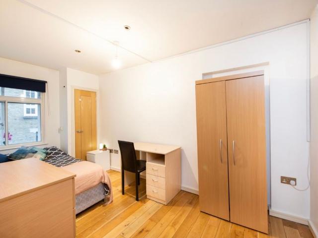 Magdalen Street, London SE1, Room to rent, £1,502 pcm | PrimeLocation