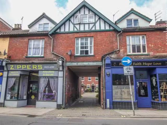 Magdalen Street, Norwich NR3 2 bed maisonette for sale £165.