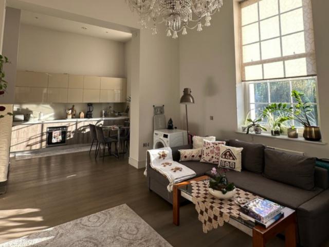 Magistrates House, Market Place, Brentford TW8, 1 bed flat to rent, £2,220 pcm | PrimeLocation