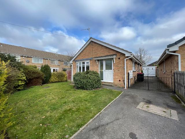Magna Close, Flanderwell, Rotherham S66, 2 bed detached bungalow to rent, £850 pcm | PrimeLocation
