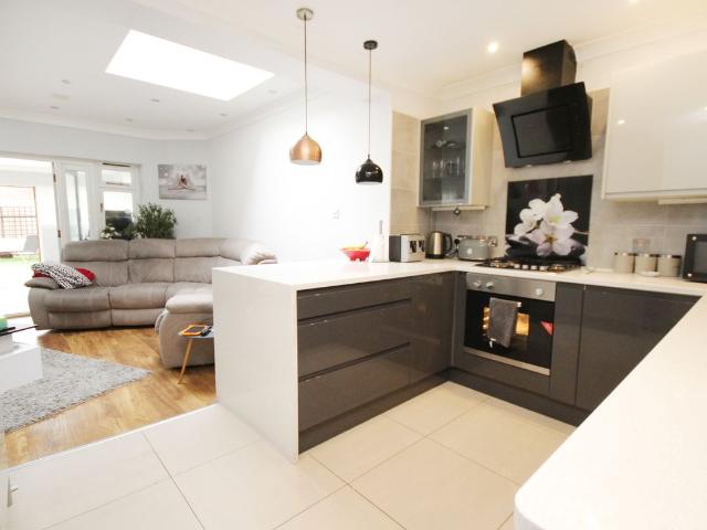 Magna Road, Englefield Green, Egham TW20, 4 bed terraced house to rent, £2,450 pcm | PrimeLocation