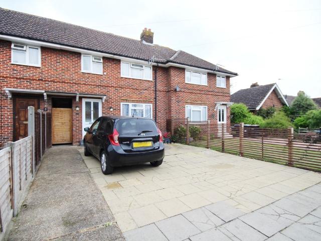 Magna Road, Englefield Green, Egham TW20, 4 bed terraced house to rent, £2,800 pcm | PrimeLocation