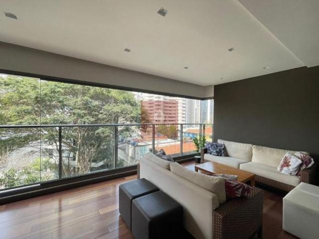 Magnifico apartamento em Moema Índios, perto do Parque