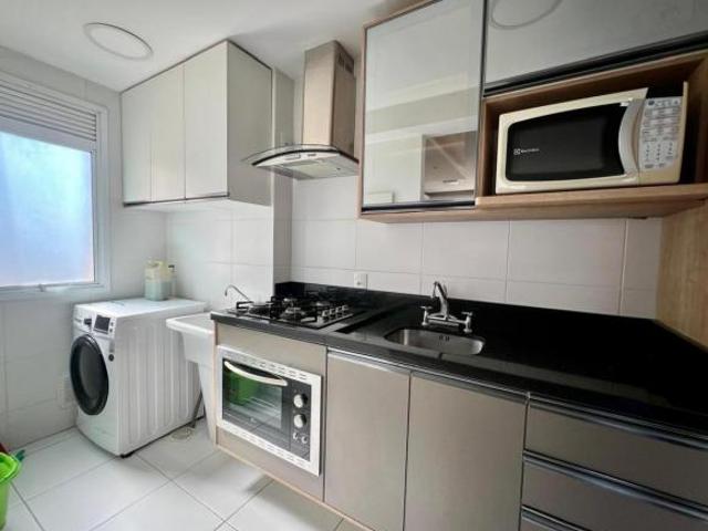 Magnífico apartamento semimobiliado, ideal para quem busca conforto e praticidade
