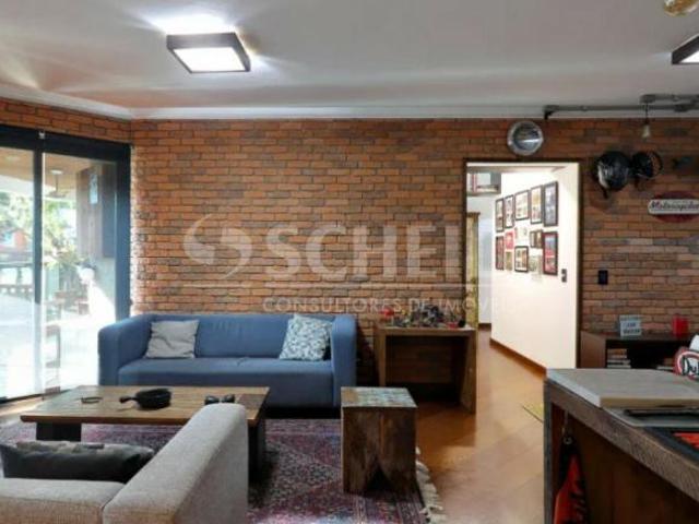 MAGNIFÍCO APARTAMENTO REFORMADO E EQUIPADO NO MELHOR DO BROOKLIN