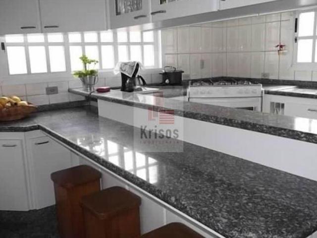 MAGNIFICO SOBRADO PROXIMO METRO VILA SONIA