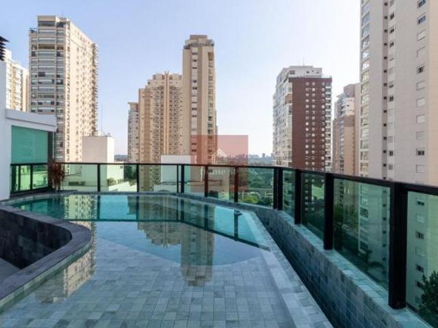 Magnífica cobertura duplex com projeto exclusivo e inovador em excelente localização no Campo Belo