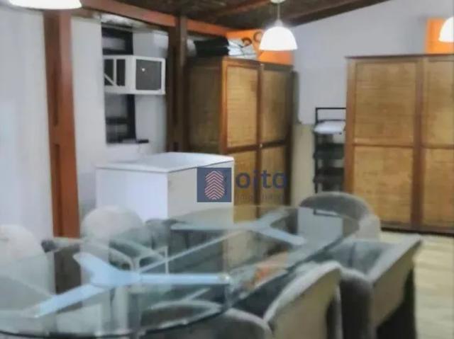 Magnifica Casa Térrea Reformada, ideal para empresas, clínicas entre outras. Localização estratégica