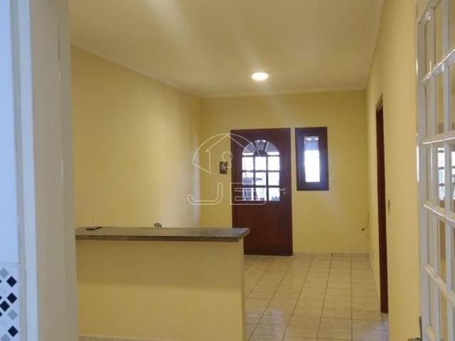 Magnífica Casa à Venda no Bairro Nova Veneza em Paulínia SP.