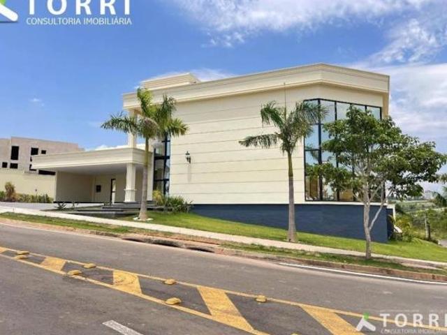 Magnifica Casa à venda no Condomínio Residencial Saint Patrick, em Sorocaba/SP
