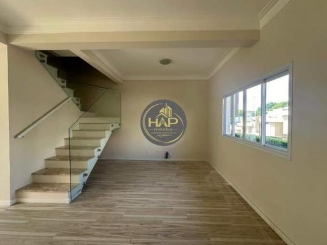 Magnífica Casa à Venda em condomínio de vilas em Valinhos SP