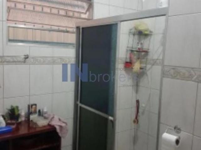 Magnífica Casa com 5 Quartos e 2 Vagas de Garagem na Vila Santa Terezinha, em Várzea Paulista SP!